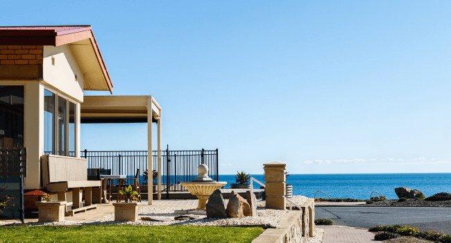 Should You Invest In A Holiday Home? - loans.com.au